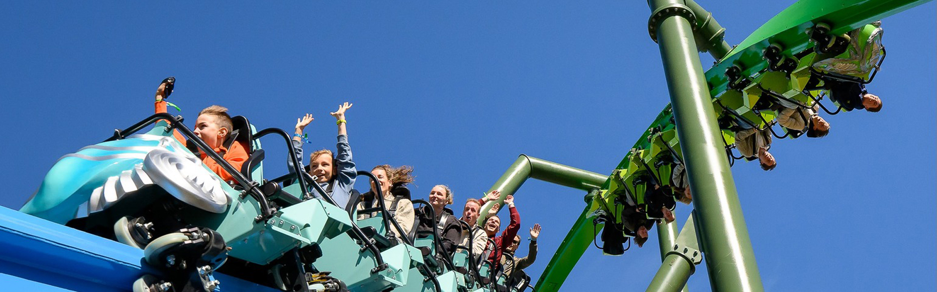 Walibi Holland opent nieuwe achtbaan YOY